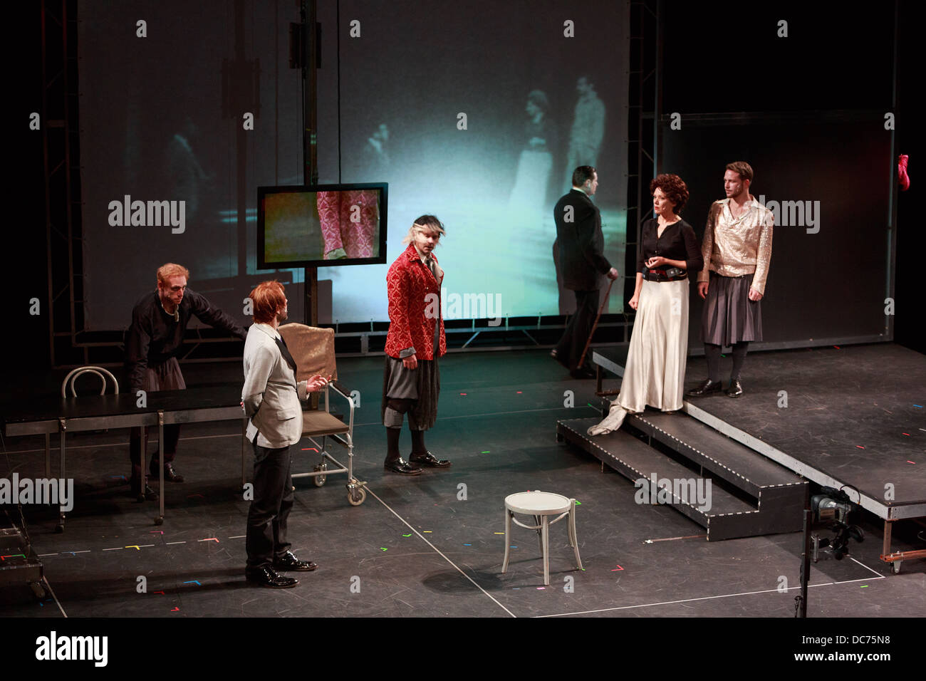 Hamlet rehearsal in the Lyceum theater during the Edinburgh ...