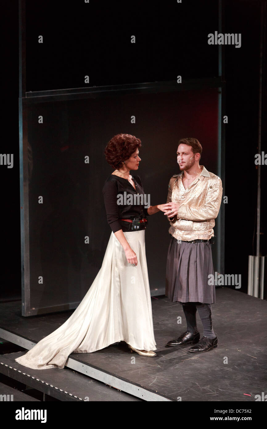 Hamlet on stage at lyceum theater in edinburgh hi-res stock photography ...
