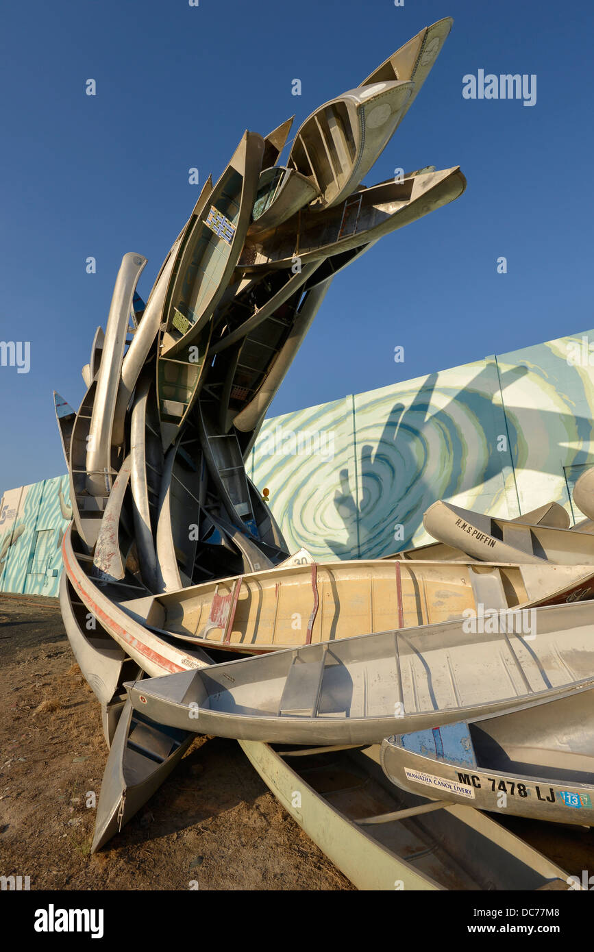 Canoe Wave sculpture, by Christopher Fennell, in Lewiston, Idaho Stock ...