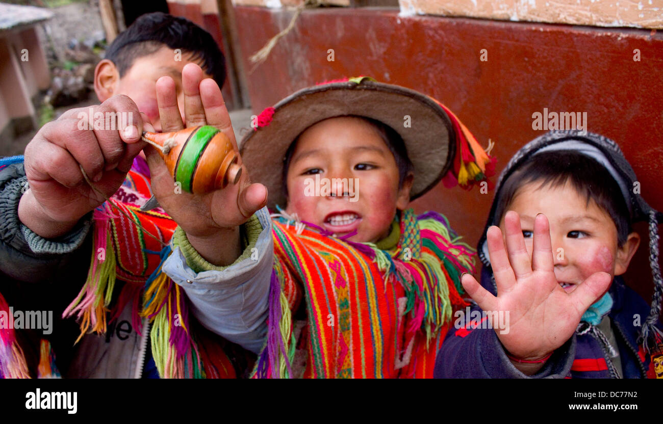 Indigenous inca hi-res stock photography and images - Alamy