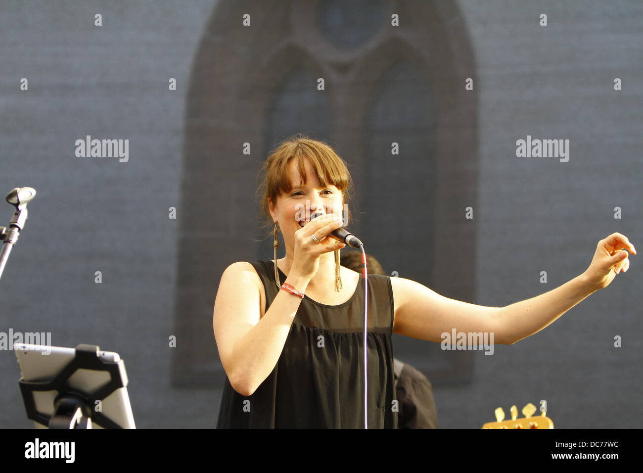 Anna luca hi-res stock photography and images - Alamy