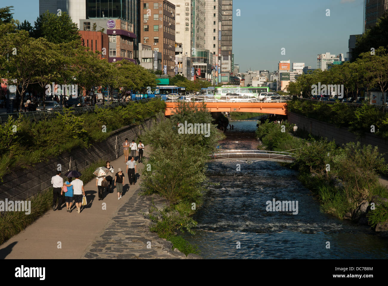 Cheonggye Stream or Cheonggyecheon runs through central Seoul, South ...
