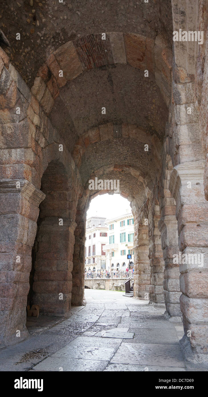 Verona colosseum hi-res stock photography and images - Alamy