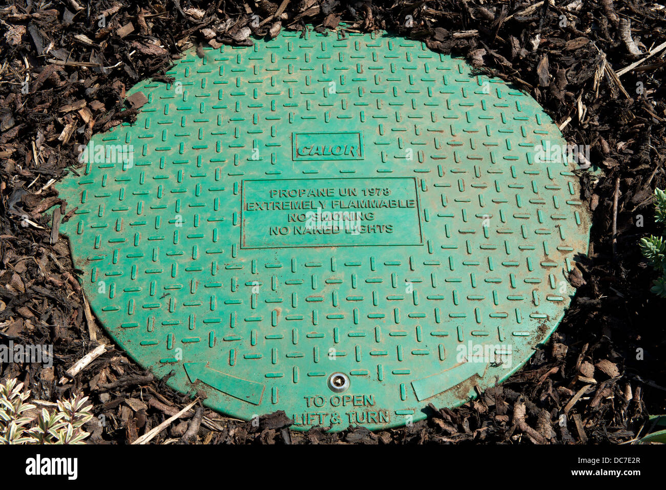 Calor propane gas tank cover hi-res stock photography and images - Alamy