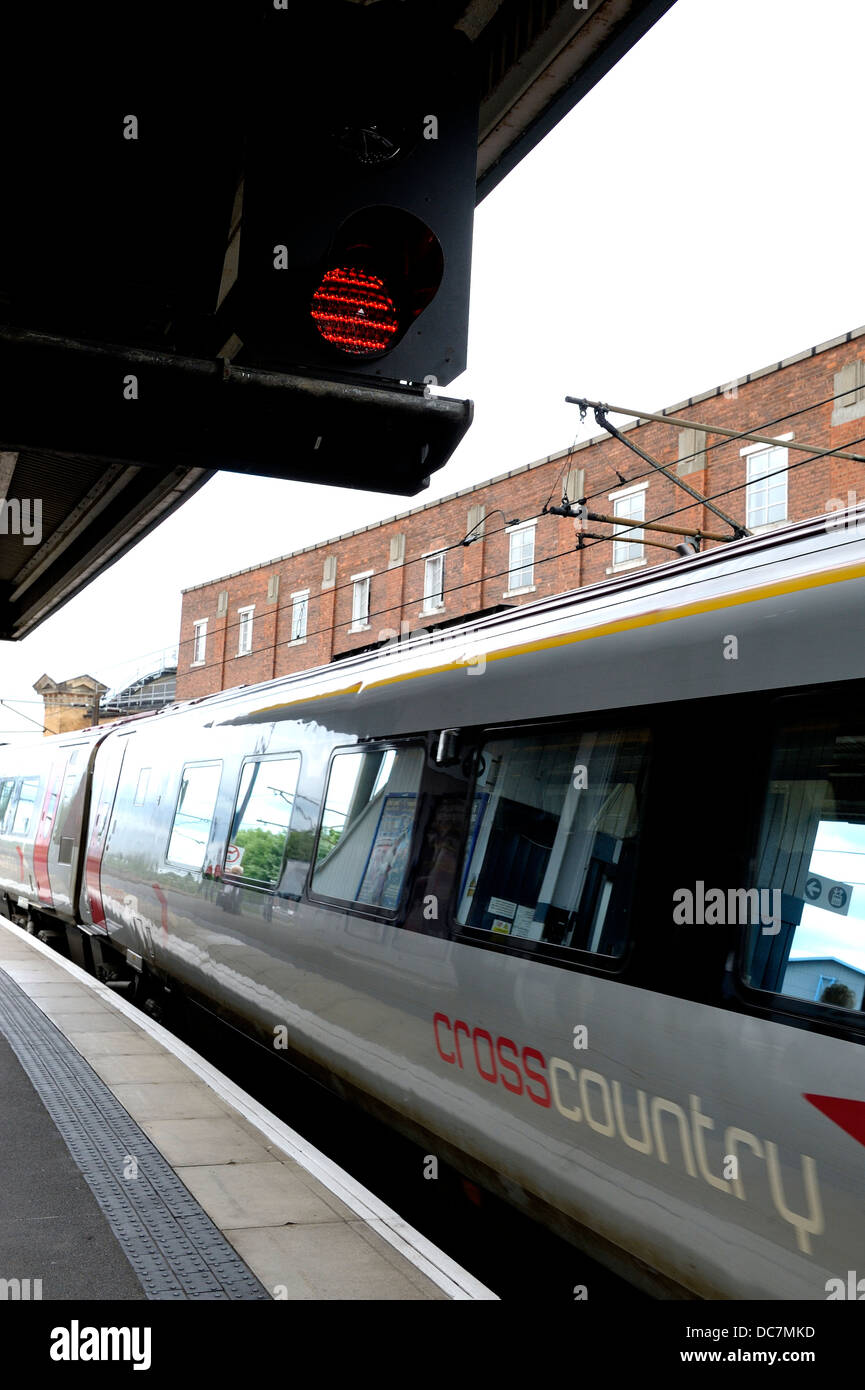 Cross country trains hi-res stock photography and images - Alamy