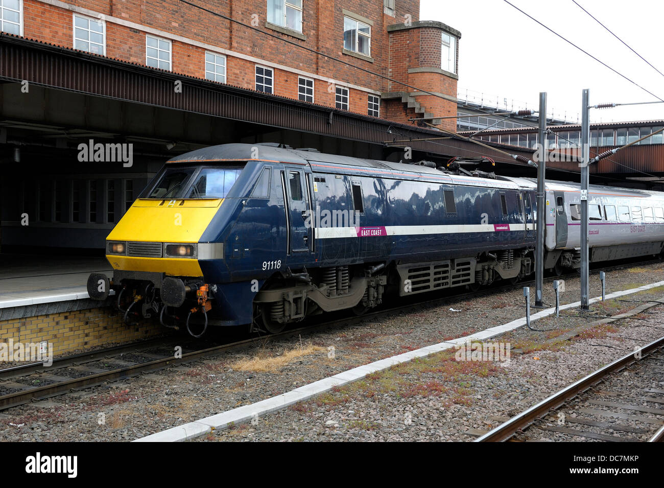 Class 91 91118 on an East coast trains service at York railway station ...