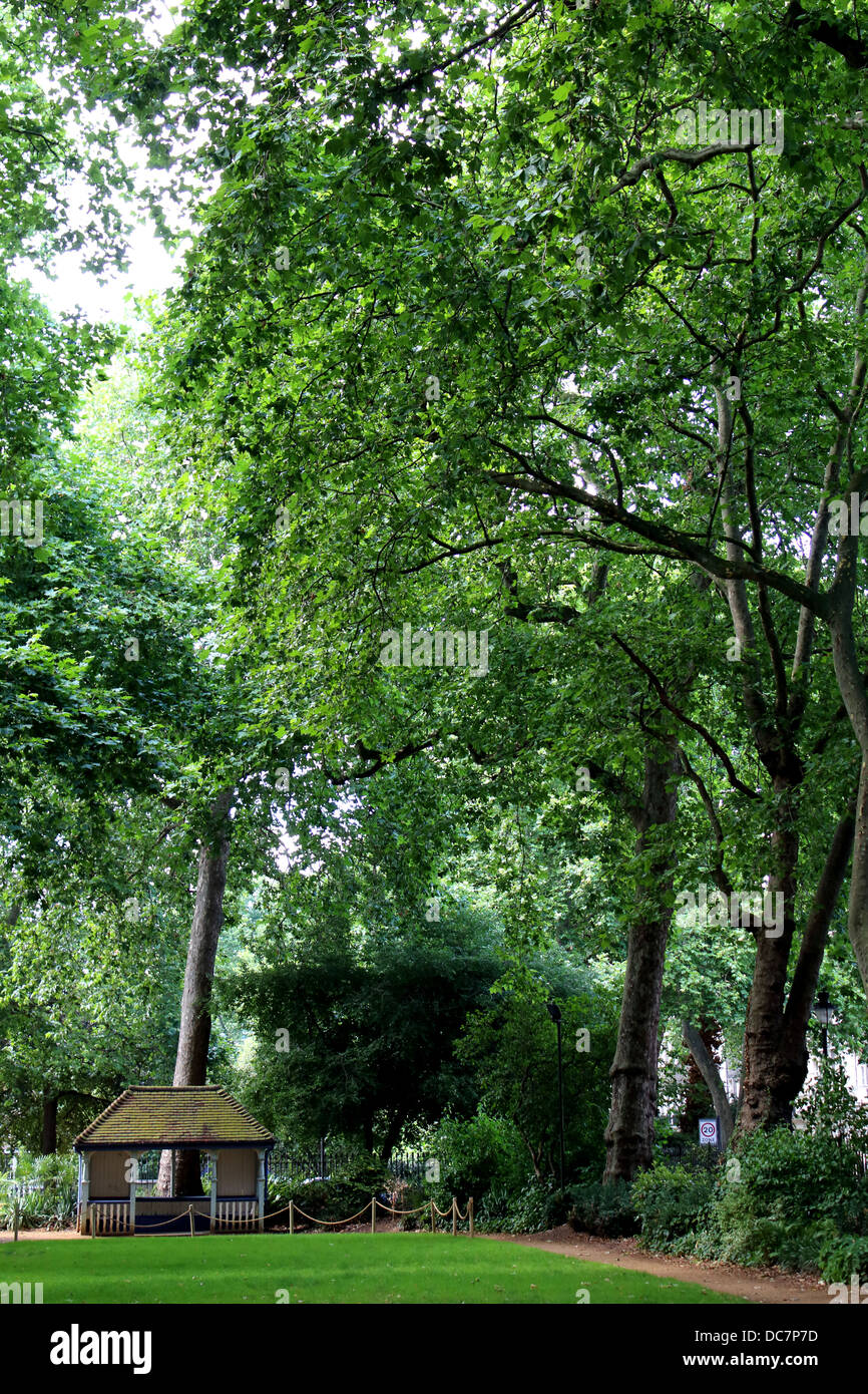 Woburn Square Garden Summer House Stock Photo - Alamy