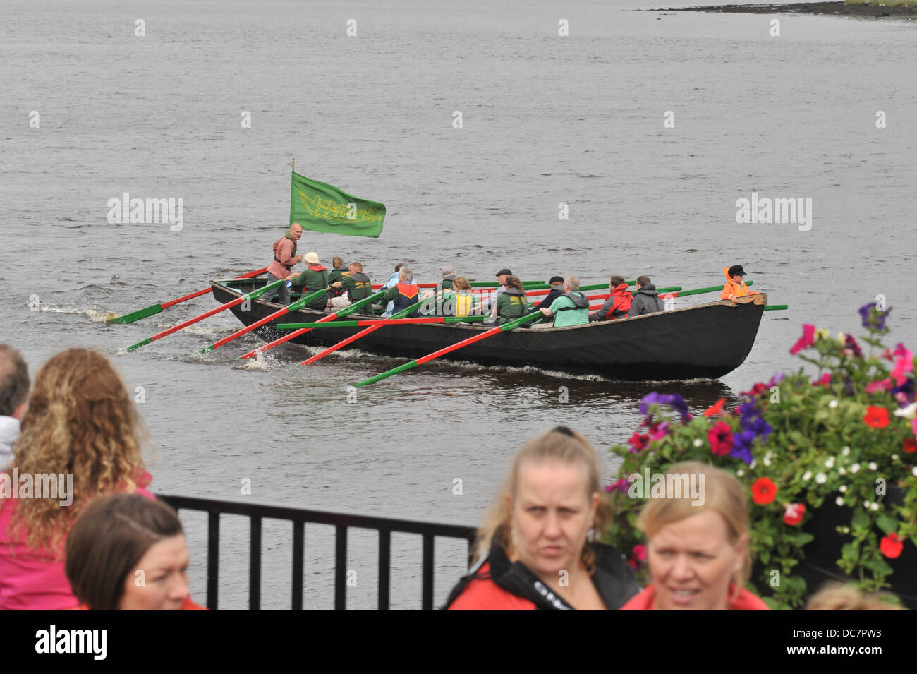 Boat used by islanders hi-res stock photography and images - Alamy