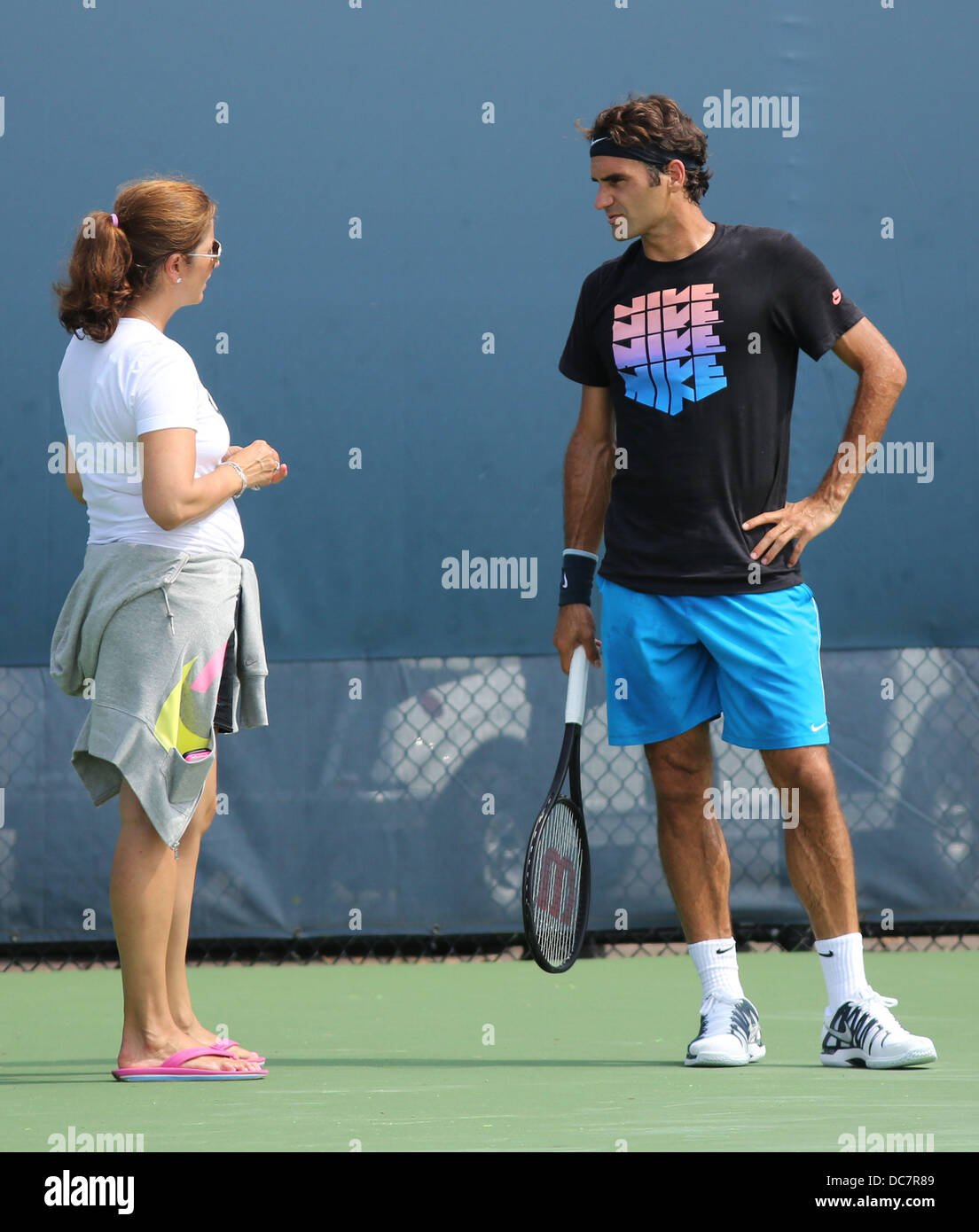 Cincinnati, Ohio, USA. 11th Aug, 2013. ROGER FEDERER OF Swizerland ...