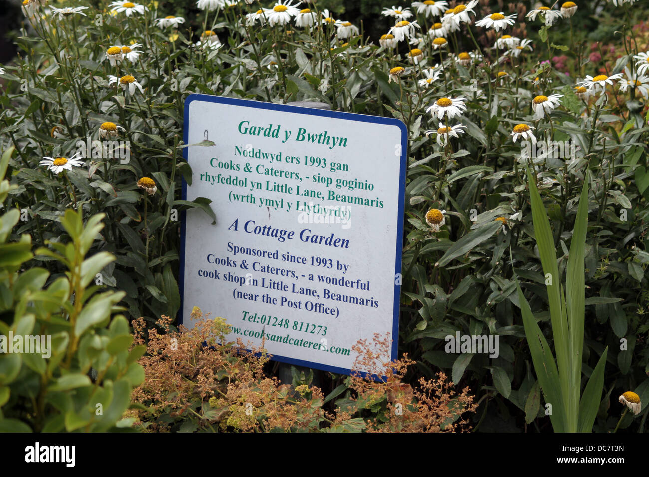 Sign in Welsh and English advertising A cottage garden sponsorship ...