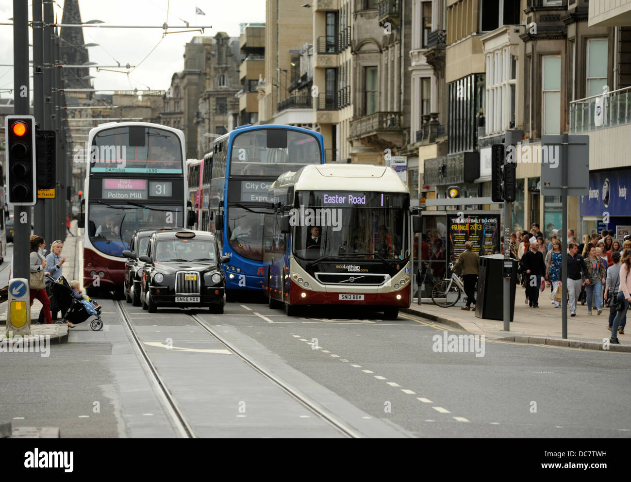 Volvo 7900H Eco Hybrid single deck bus, Lothian Buses, Princes Street ...