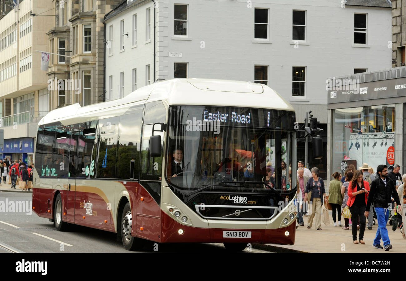 Volvo 7900H Eco Hybrid single deck bus, Lothian Buses, Edinburgh ...