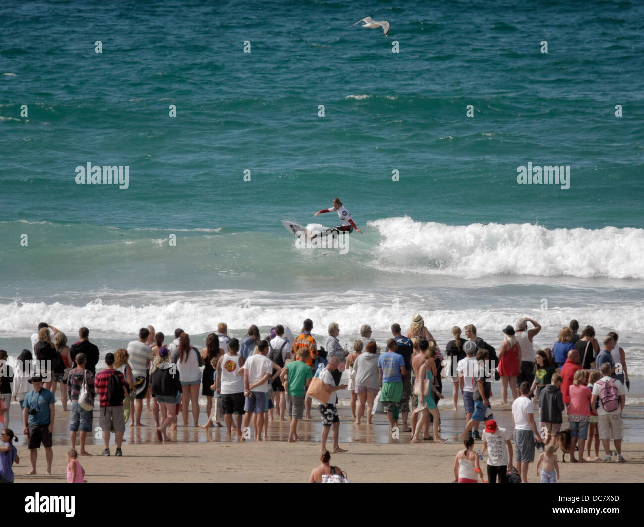 Fistral Beach, Cornwall, UK. 11th Aug, 2013. Sunday 11 August 2013 ...
