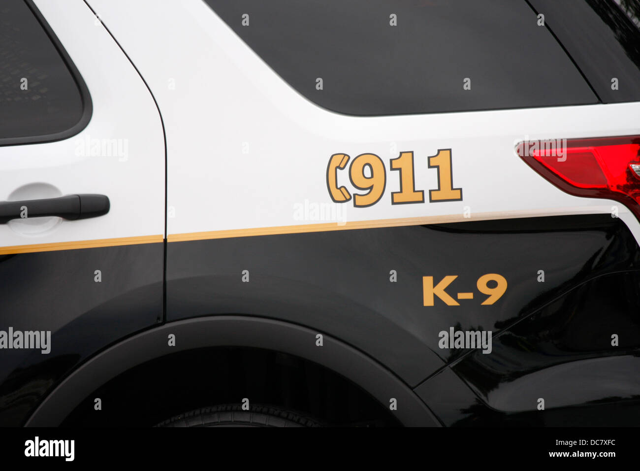 Police canine k 9 handler hi-res stock photography and images - Alamy