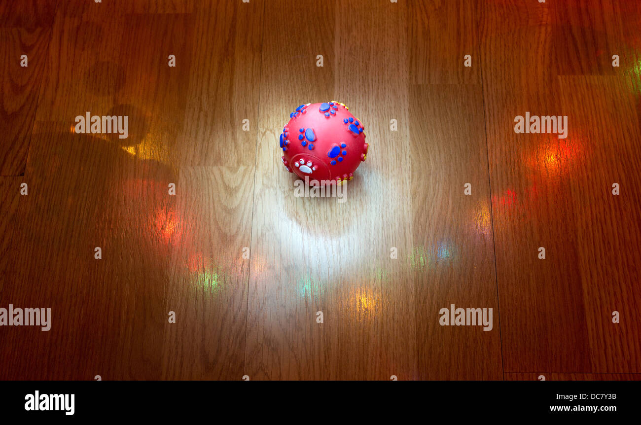 Object spotlight hi-res stock photography and images - Alamy