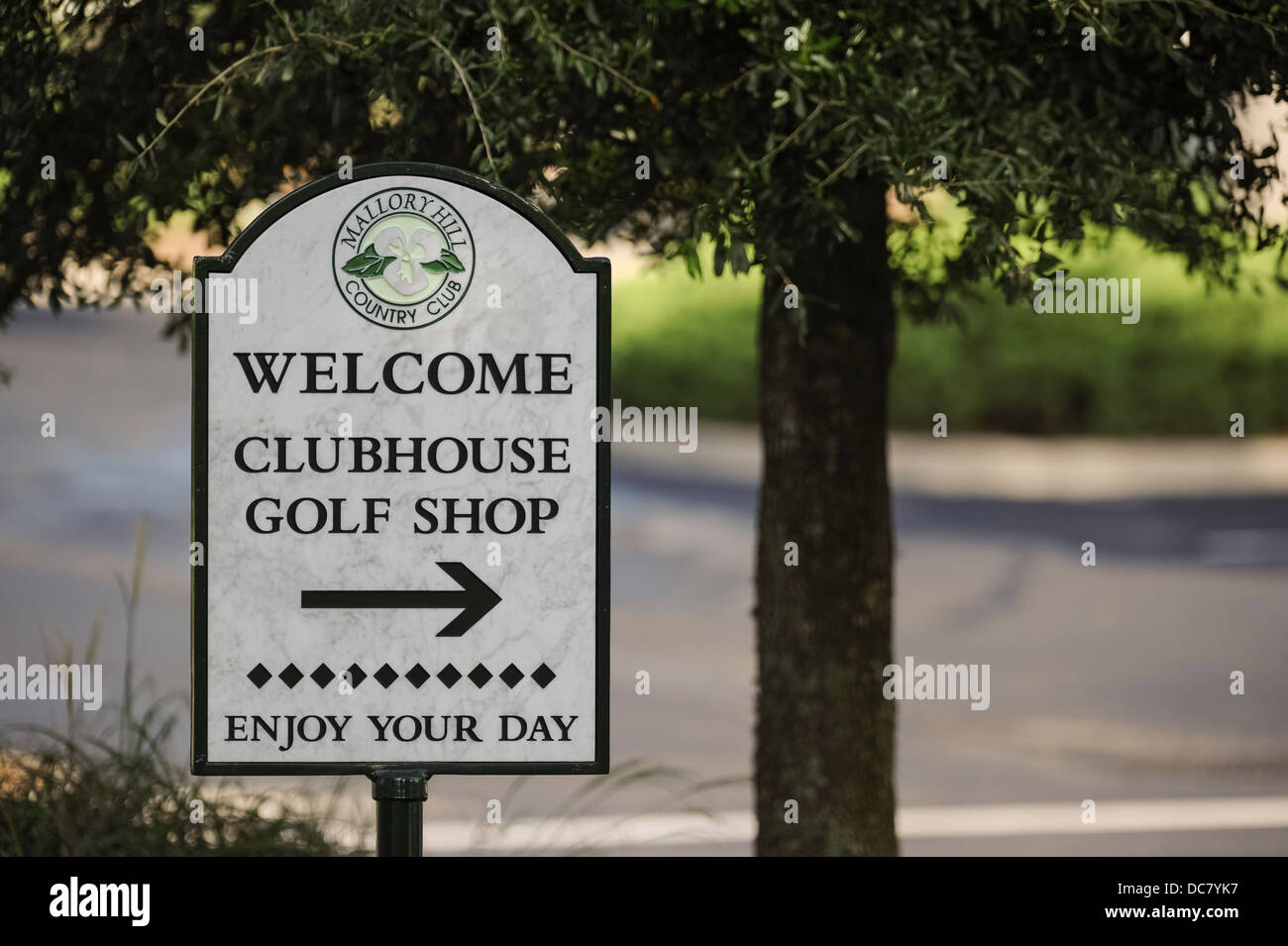 A welcoming sign at the Golf Country Club House The Villages Florida ...