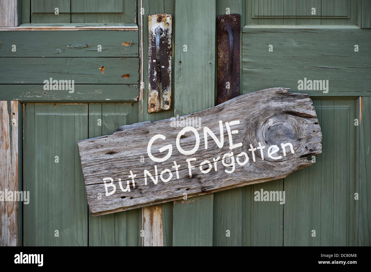 Forgotten sign hi-res stock photography and images - Alamy
