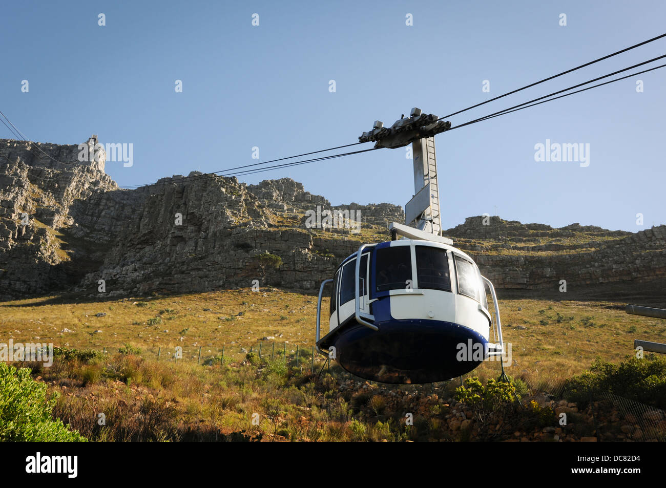 Cableway capetown hi-res stock photography and images - Alamy