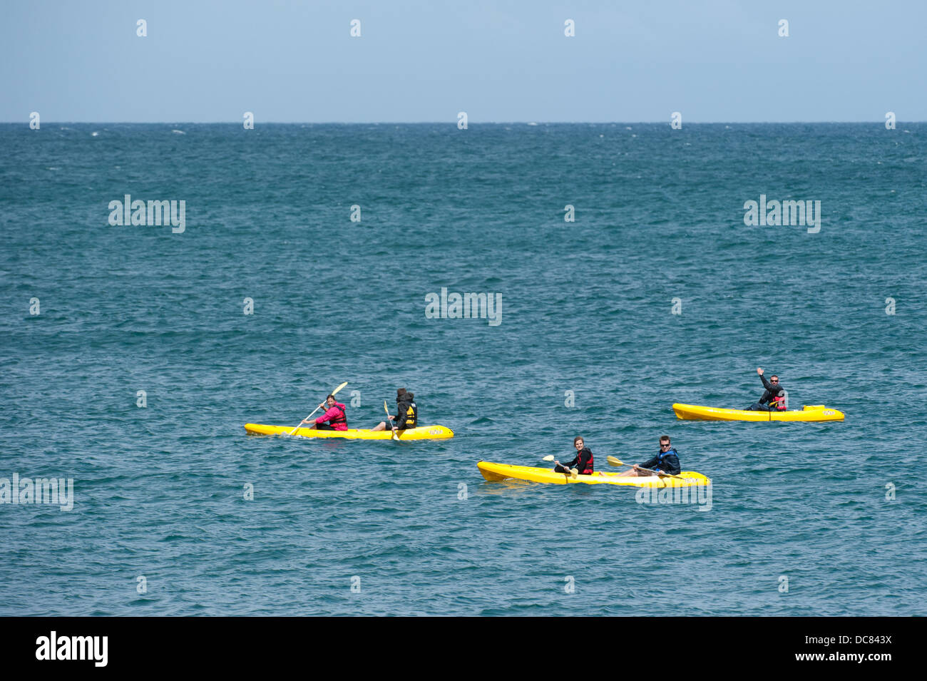 Sea kayaking hi-res stock photography and images - Alamy