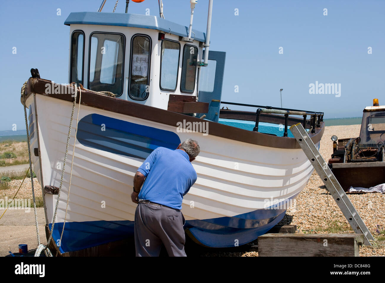 pebble beach Dungeness Kent Stock Photo - Alamy