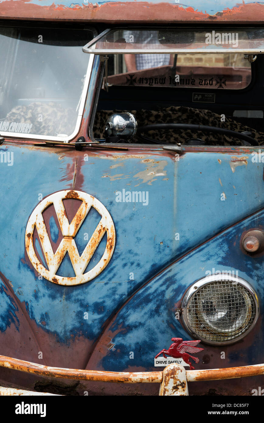 Vw camper van front end hi-res stock photography and images - Alamy