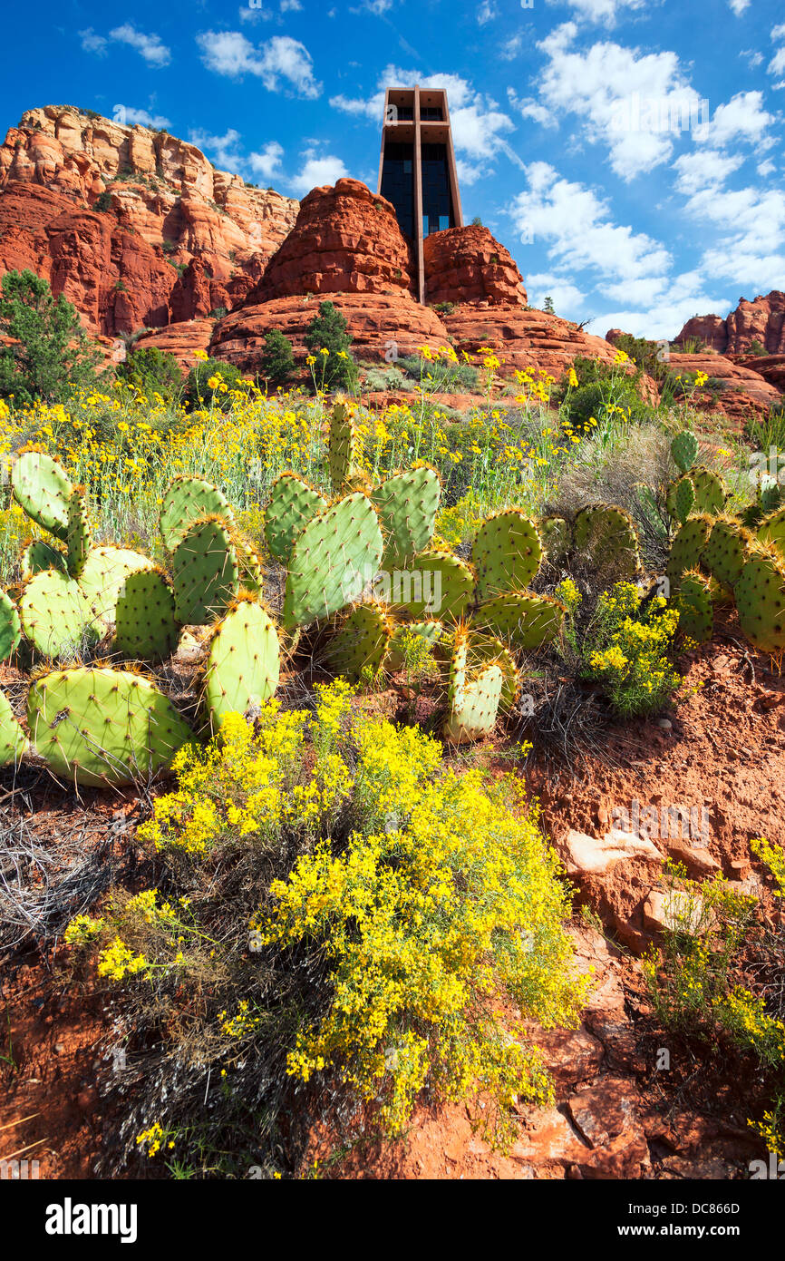 Chapel in rock sedona hi-res stock photography and images - Alamy