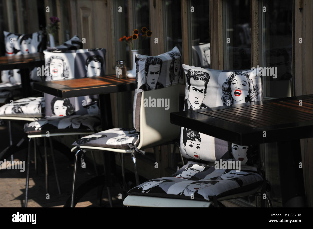 Cafe, Odessa, Ukraine Stock Photo - Alamy