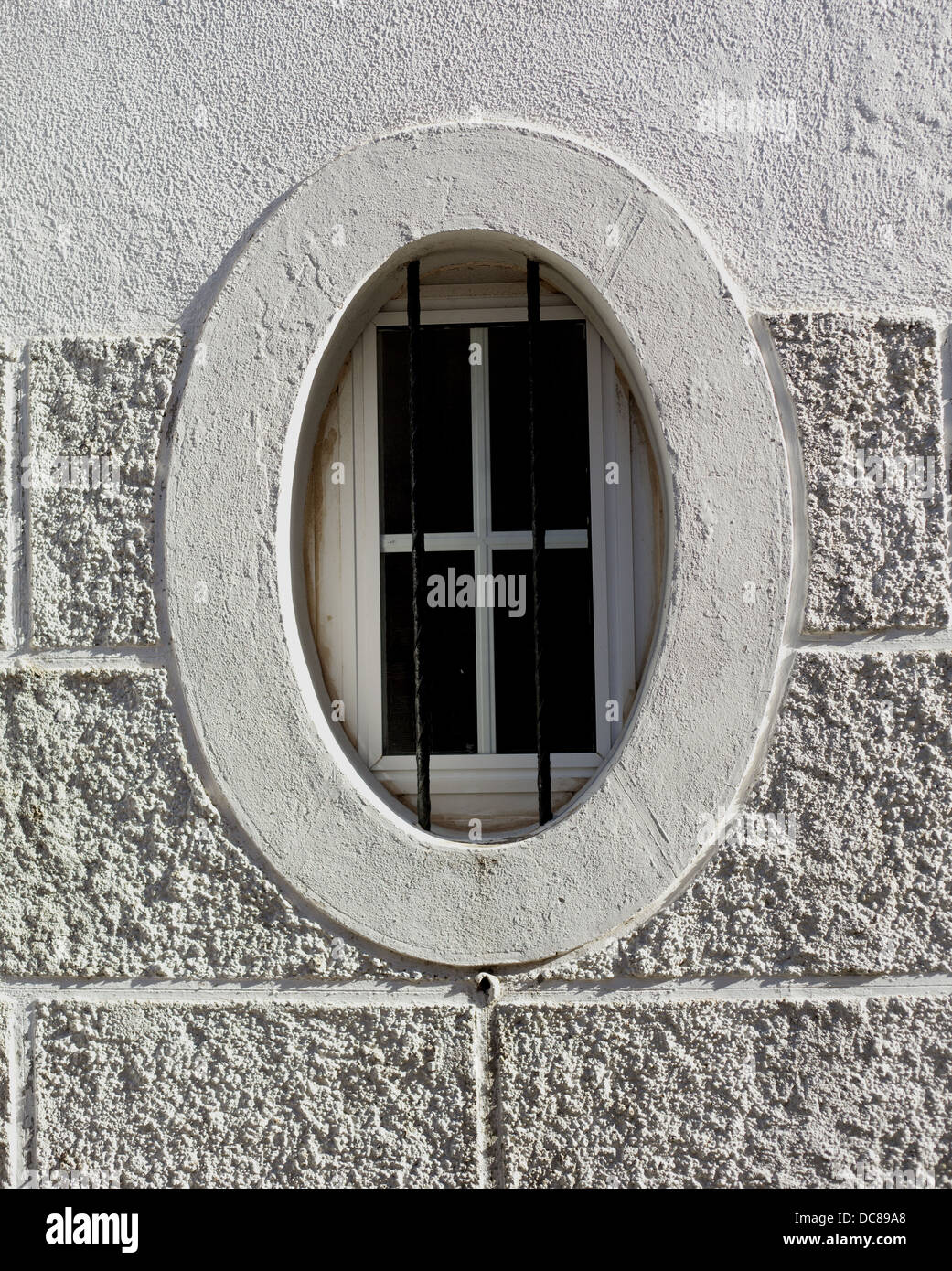 Elliptical building hi-res stock photography and images - Alamy