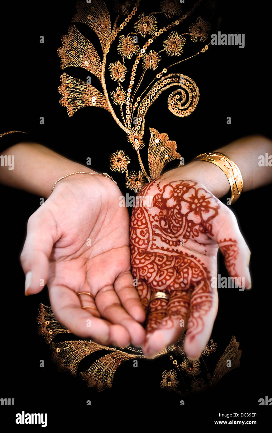 Hand art hi-res stock photography and images - Alamy