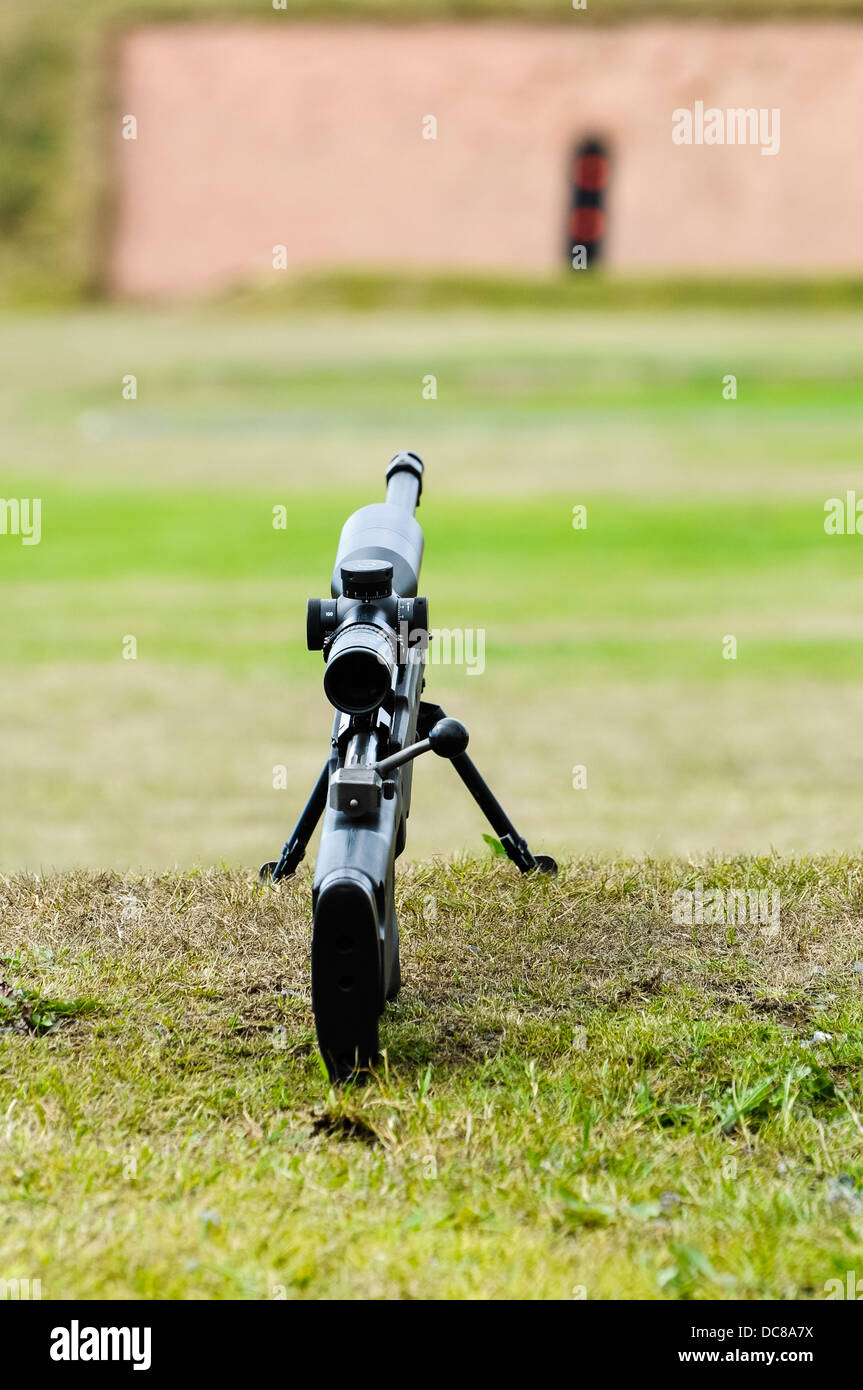 A Remington 700 bolt-action sniper rifle on a shooting range Stock ...