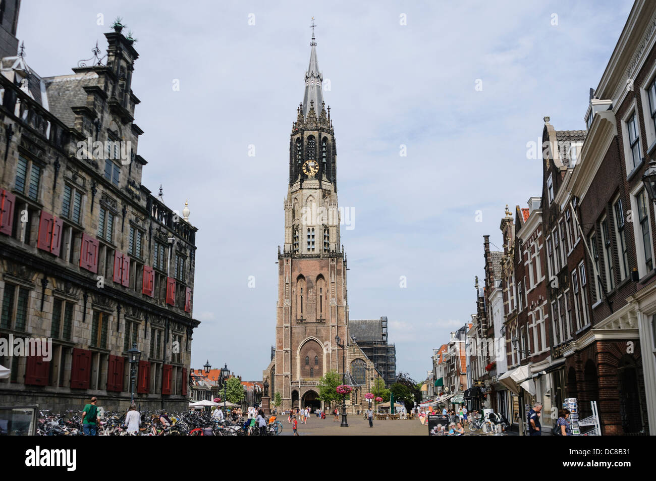 Oude Kerk (Old Church) in Delft, Netherlands Stock Photo - Alamy