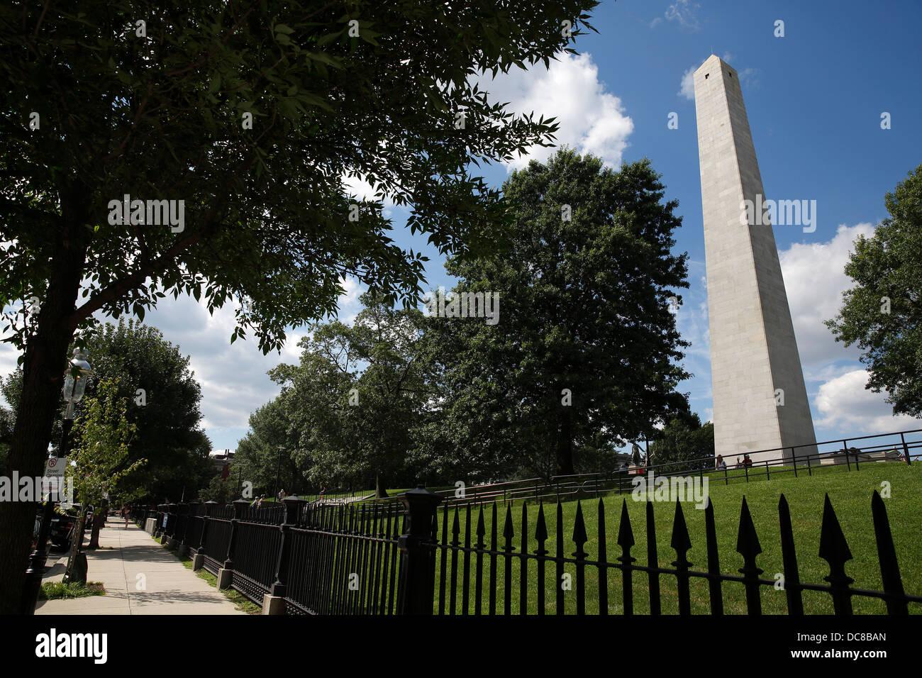 Bunker Hill Monument on the Freedom Trail in Boston, Massachusetts ...