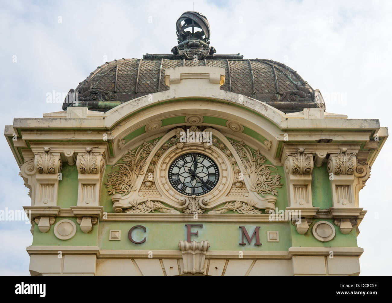 Cfm railway station maputo hi-res stock photography and images - Alamy