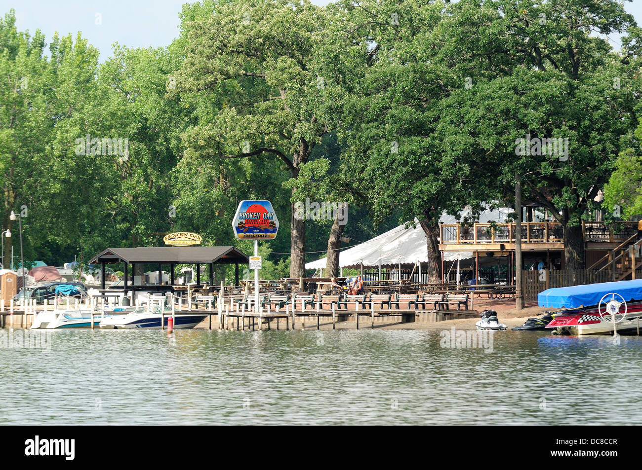 Broken Oar Bar and Grill/Fox River, Illinois Stock Photo - Alamy