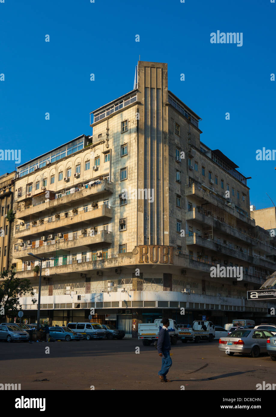 Portuguese colonial building maputo mozambique hi-res stock photography ...