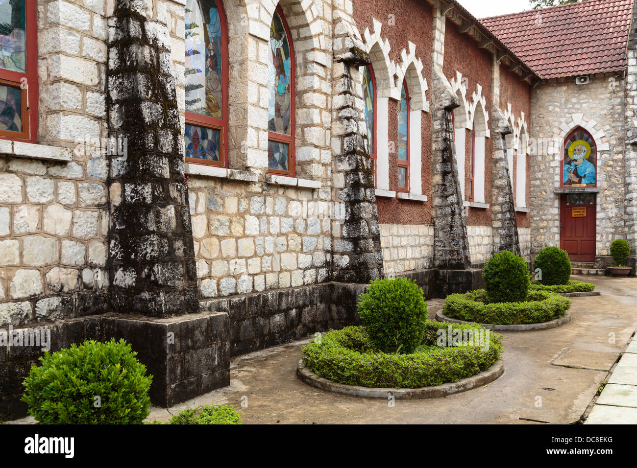 Duc tin hi-res stock photography and images - Alamy