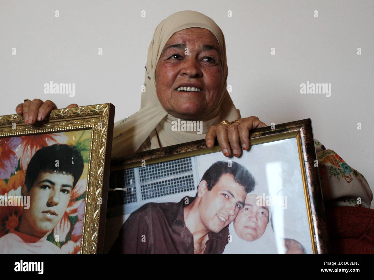 Ramallah, West Bank, Palestinian Territory. 12th Aug, 2013. Ne'ma Mansour, the mother of Esmat ...