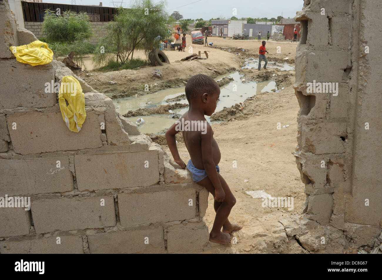 Angola luanda cacuaco municipality 24 hi-res stock photography and ...