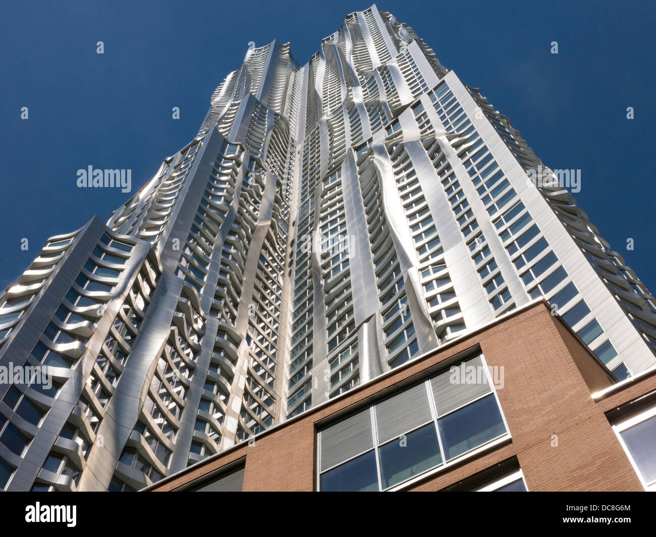 Gehry residence hi-res stock photography and images - Alamy