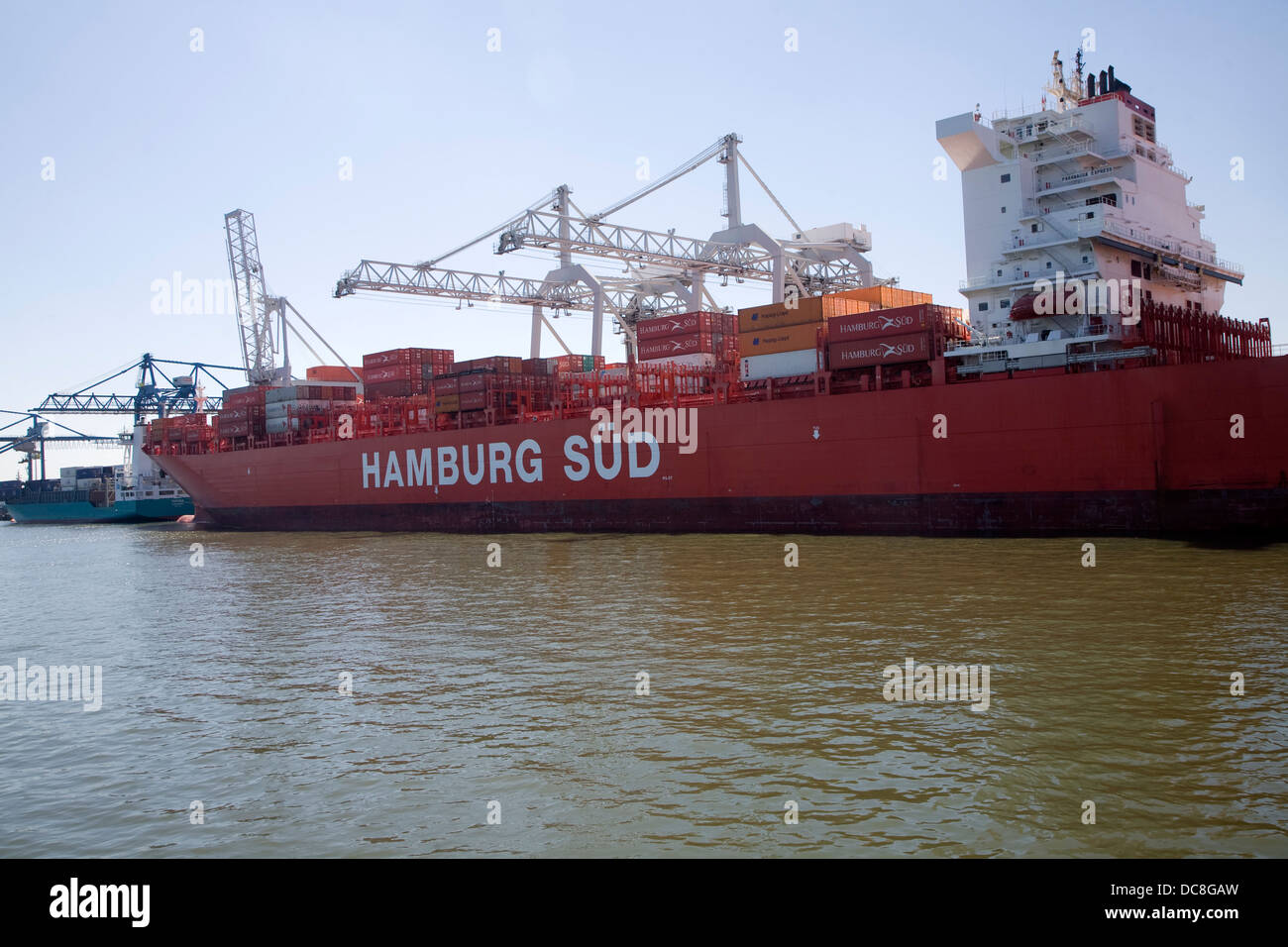 Hamburg sud container ship hi-res stock photography and images - Alamy