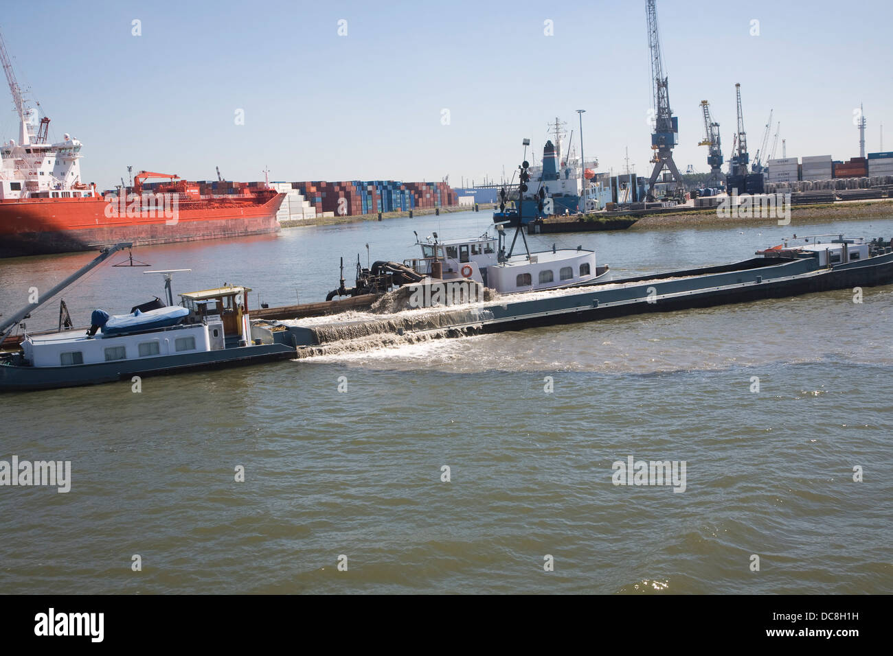Dredging river hi-res stock photography and images - Alamy