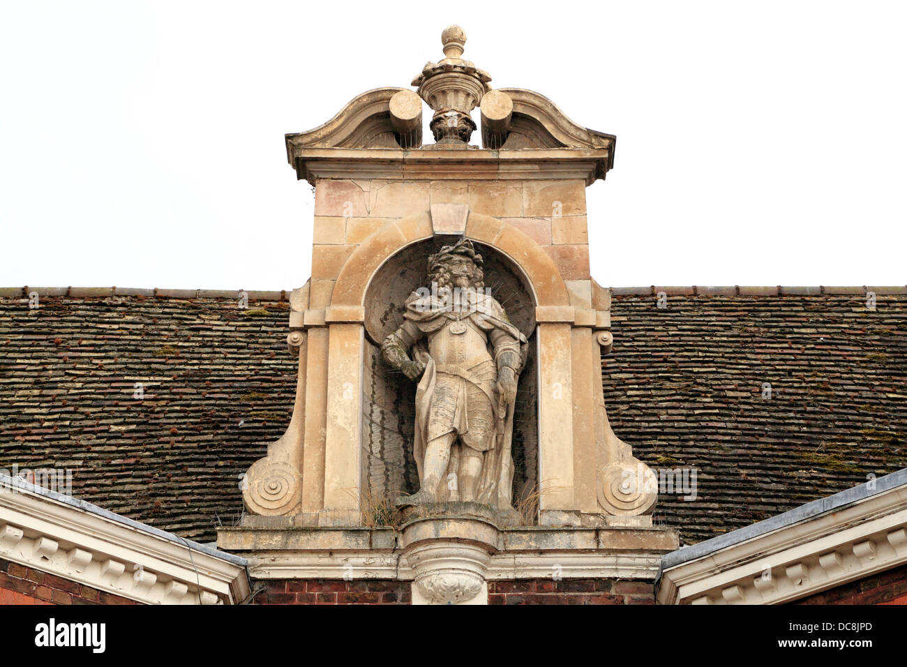 Kings Staithe, Kings Lynn, King Charles 1st statue, 17th century ...