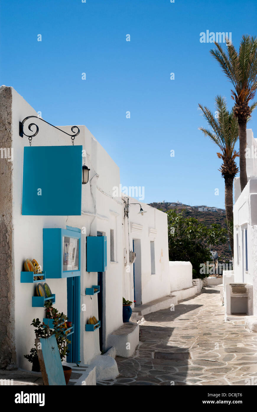 Traditional greek alley on Sifnos island, Greece Stock Photo - Alamy