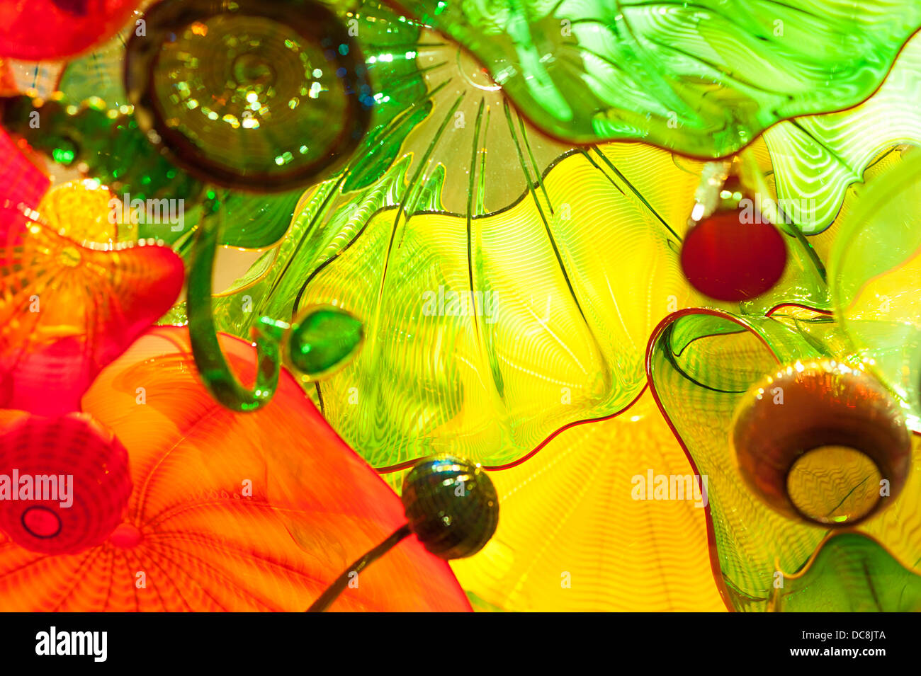 American glass sculptor Dale Chihuly exhibits his brilliant glass ... American glass sculptor Dale Chihuly exhibits his brilliant glass ...