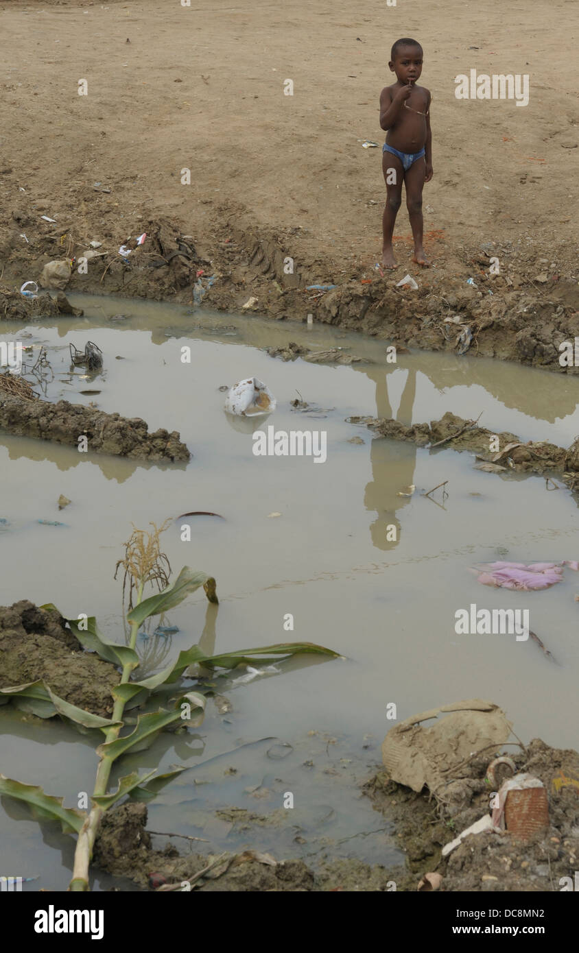 Angola Luanda Cacuaco Municipality 24 January 2011: Field visit to ...