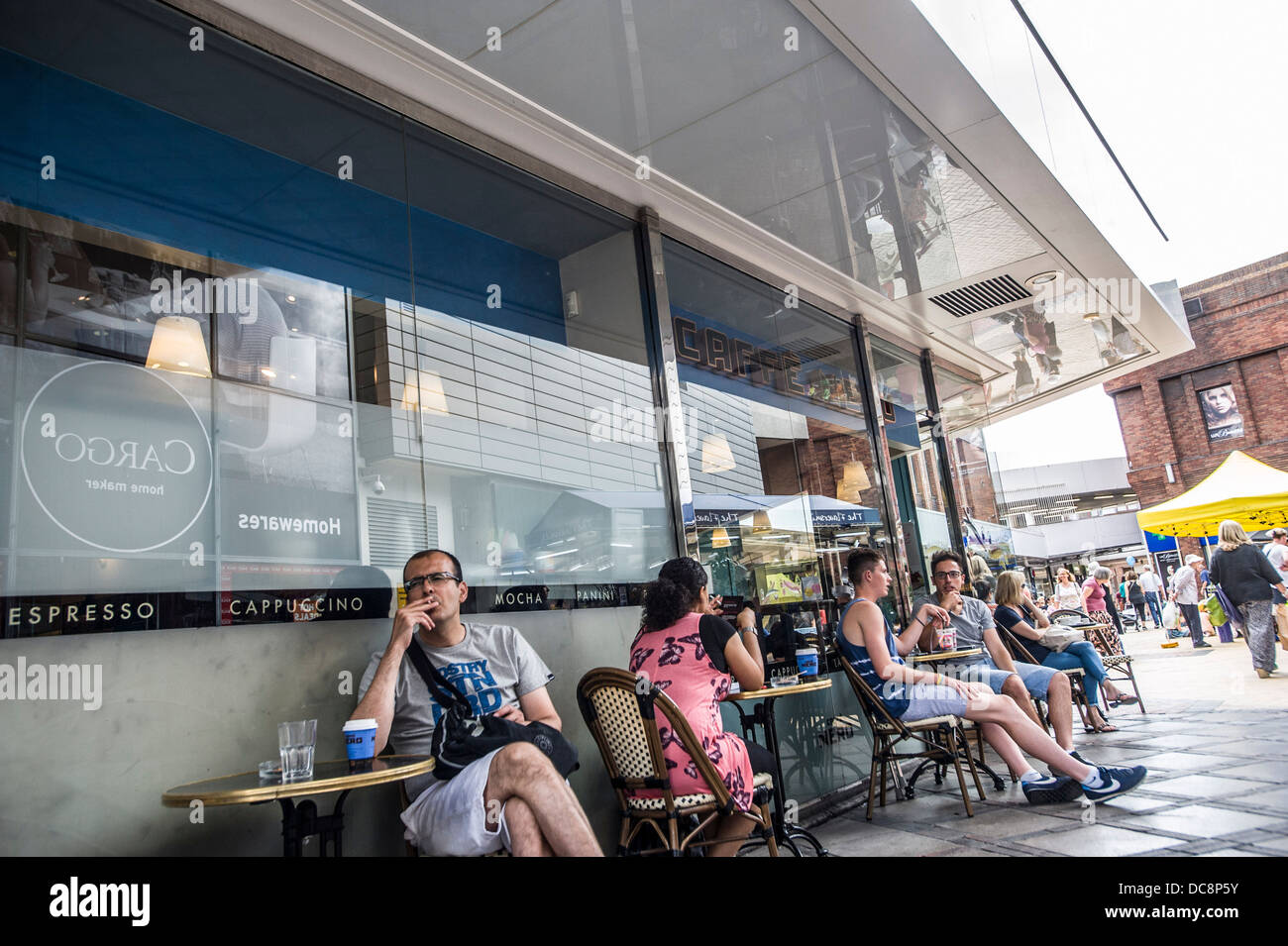 Next plc home hi-res stock photography and images - Alamy