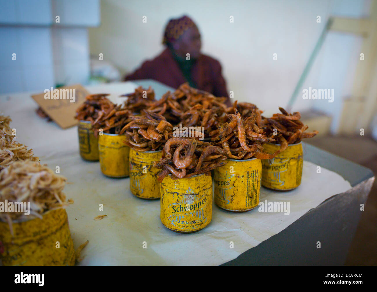 Mozambique maputo fish market hi-res stock photography and images - Alamy