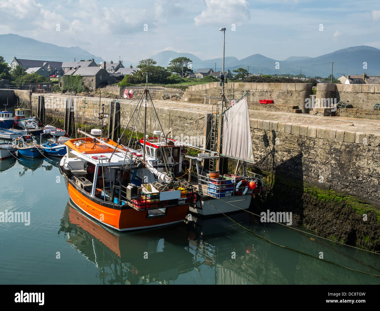 Annalong harbour hi-res stock photography and images - Alamy