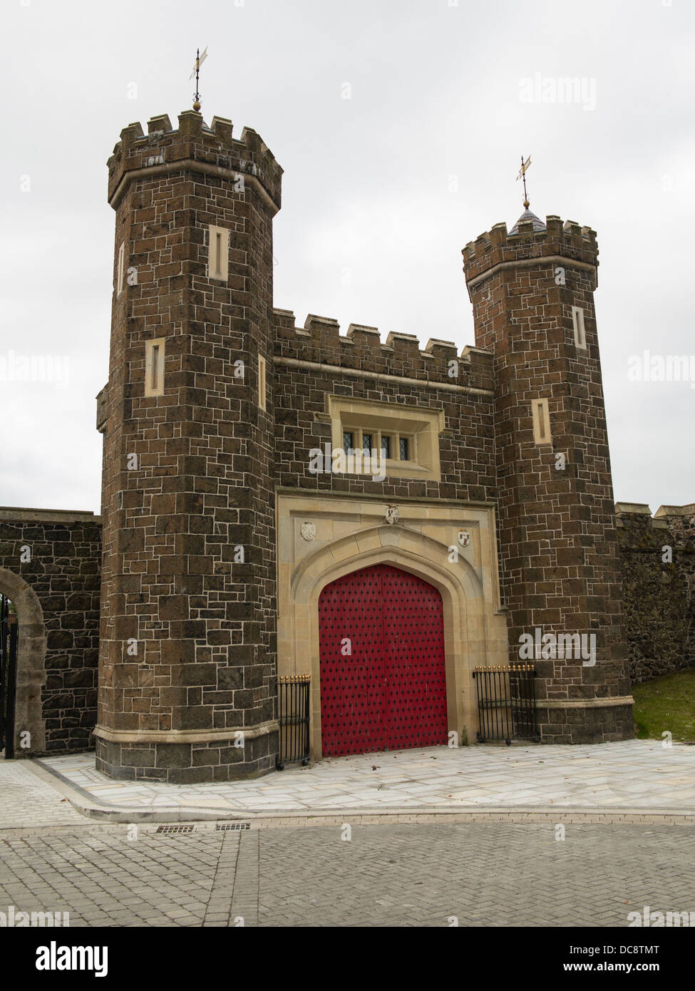 Fortified gates hi-res stock photography and images - Alamy
