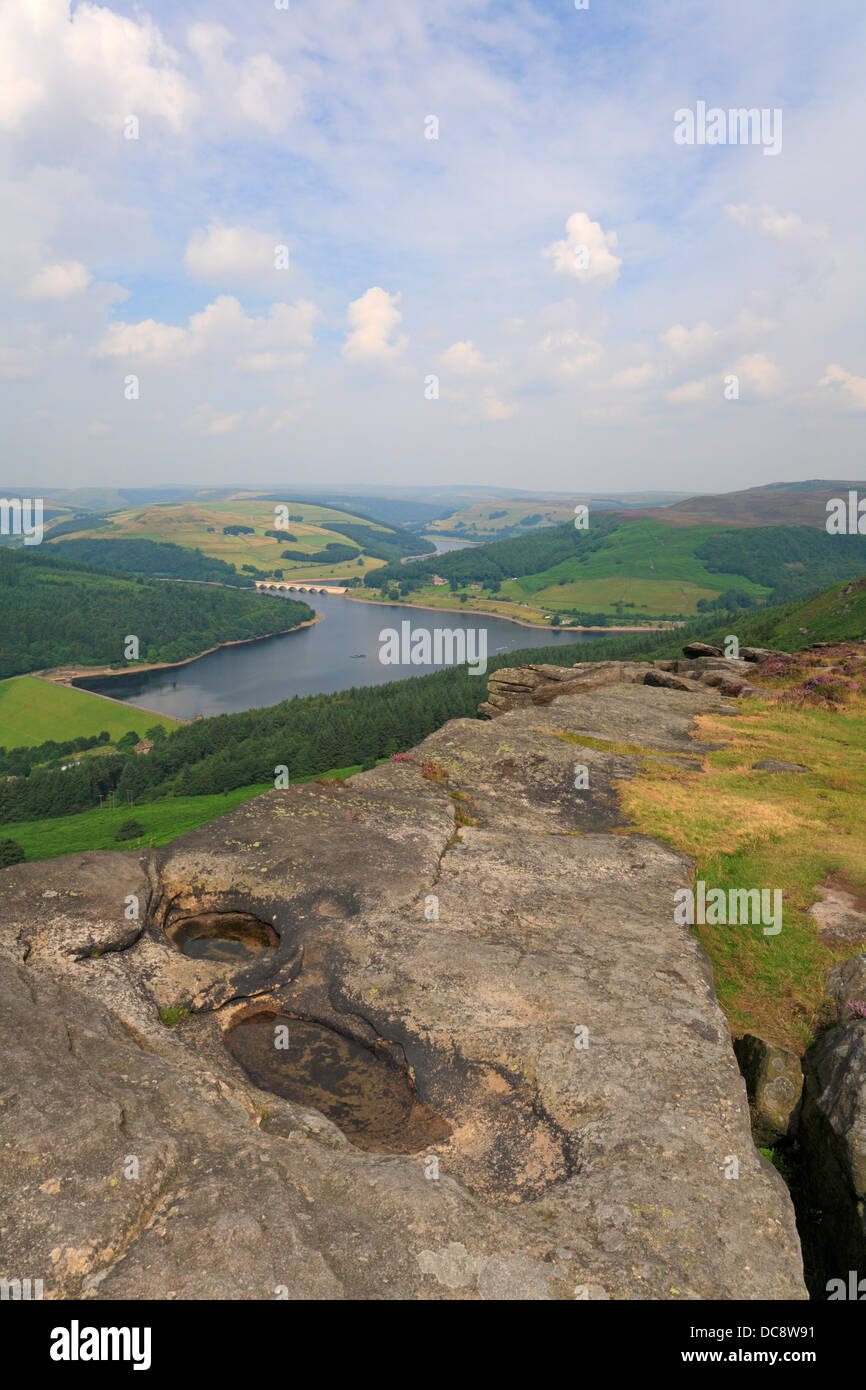 Bamford Edge and Ladybower Reservoir, Derbyshire, Peak District ...